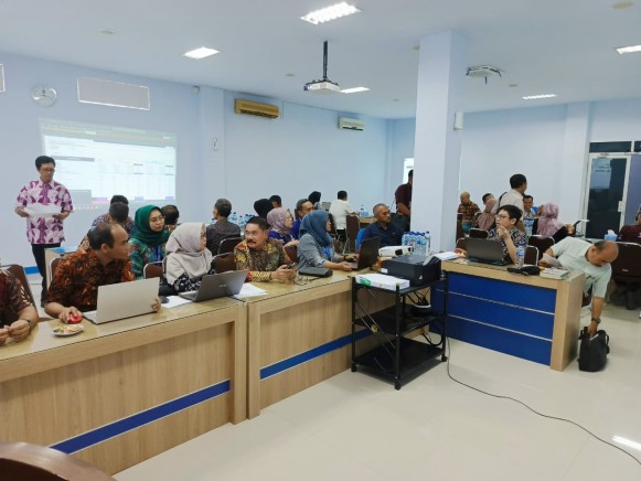 Pendampingan Pemilihan Metode CKPN dan presentasi kesiapan core banking ...